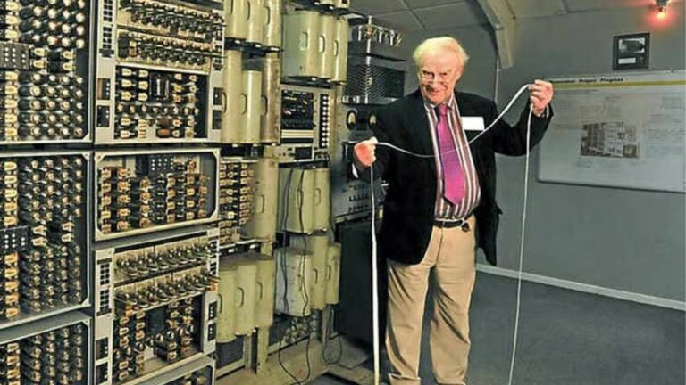 10 Oldest Computers In The World - Teronga