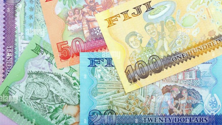 Top 10 Most Beautiful Banknotes In The World - Teronga